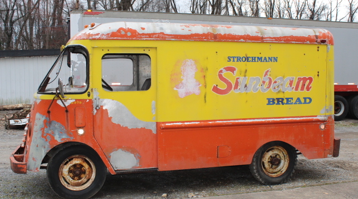 #6 Lloyd Racing Enterprises / Mike Lloyd Estate *1959 Grumman Strohman ...